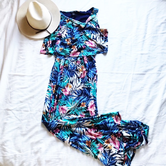 Robert Louis | Dresses | Robert Louis Hawaiian Print Maxi Dress | Poshmark